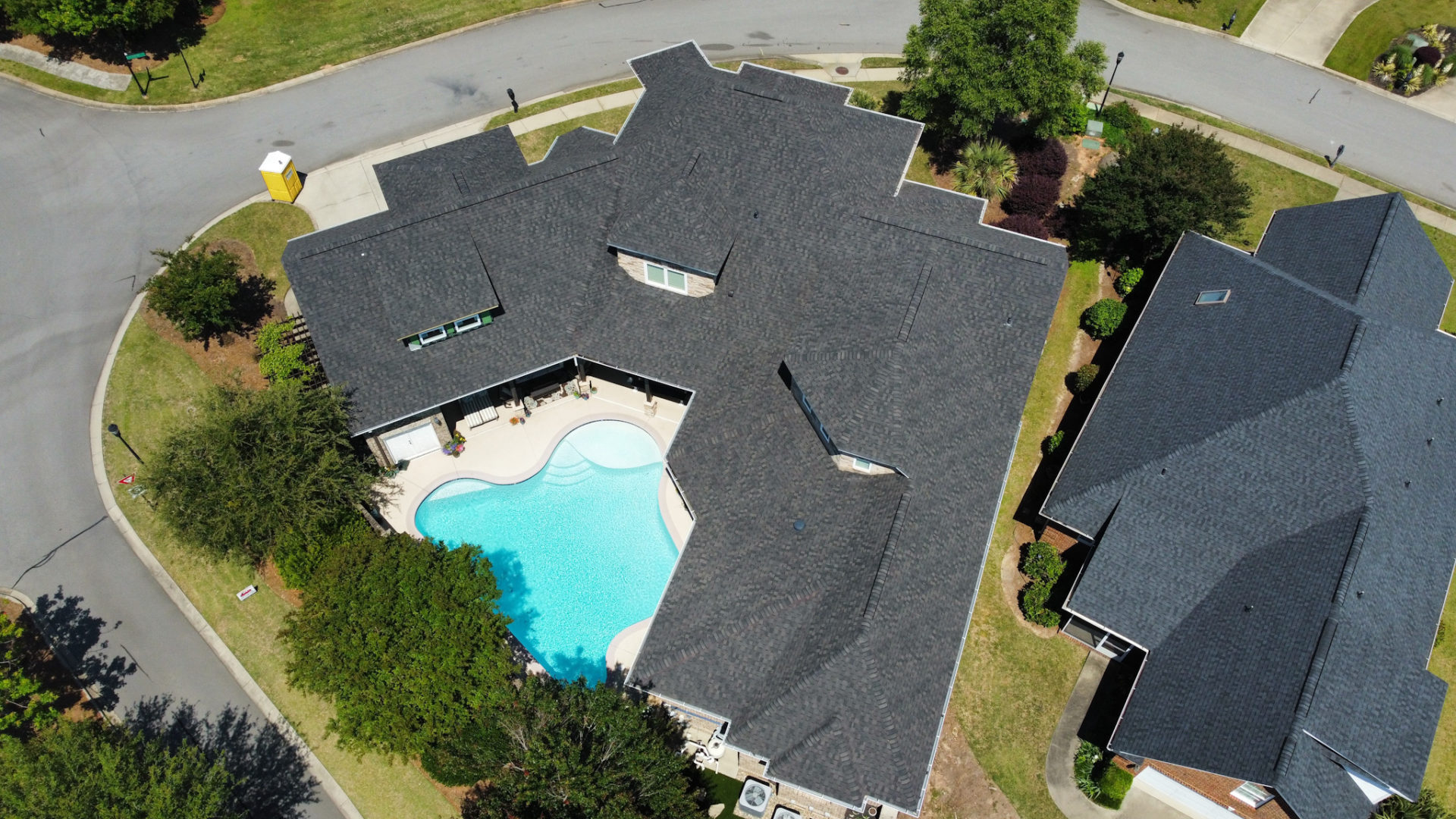 Digital Show Room - Crosby Roofing and Seamless Gutters